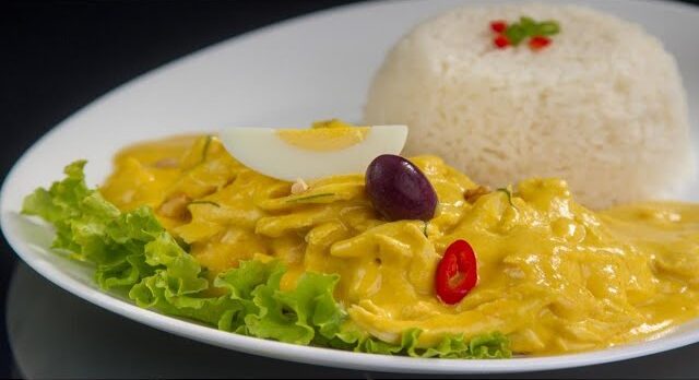 Ají de Pollo: Una Explosión de Sabor Peruano que Te Encantará
